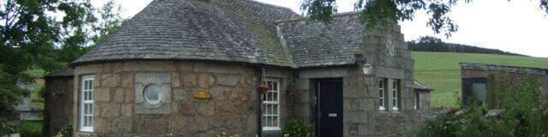 Old Tollhouse, Echt (August)