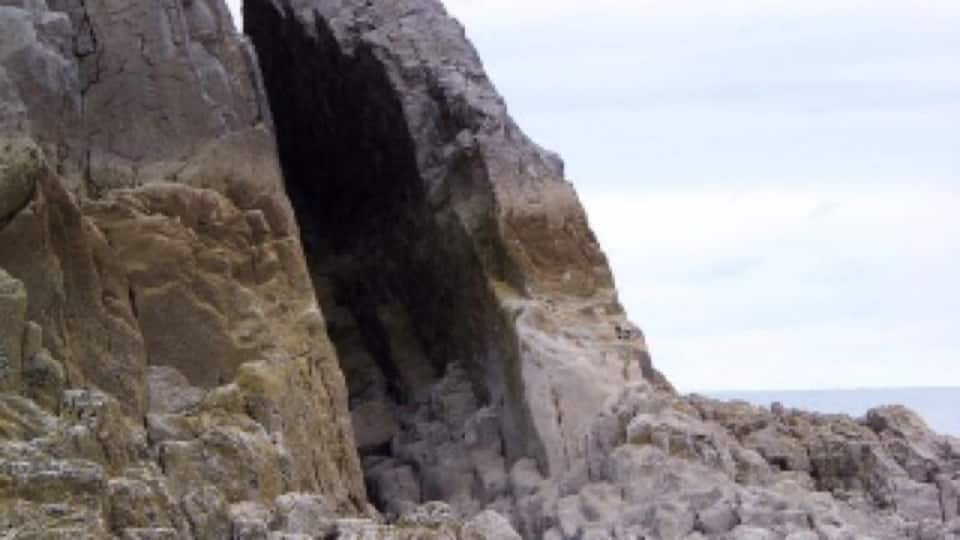 Walking along the coastline 6/11