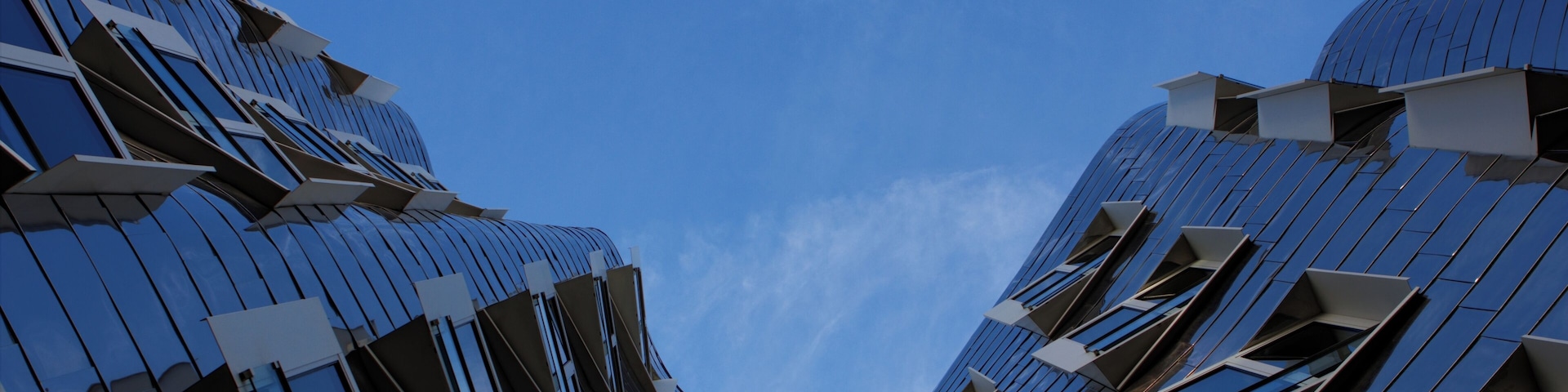 Neuer Zollhof bottom-up (Gehry-Buildings), Düsseldorf, Germany