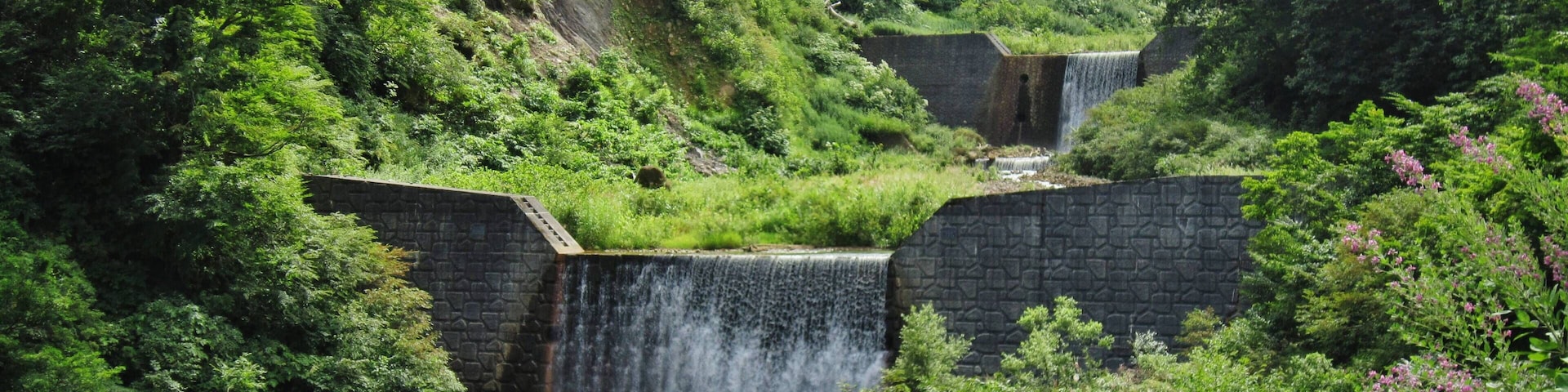 Ōtagiri River check dam.