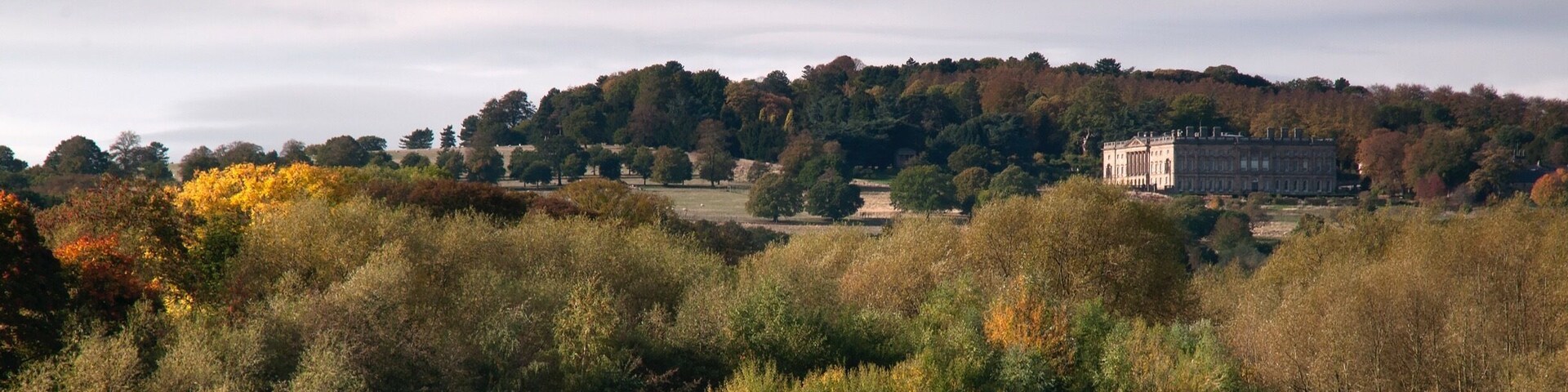 Looking over Worsbrough Resovior towards Wentworth Castle Gardens on a nice autumn day. 🍂