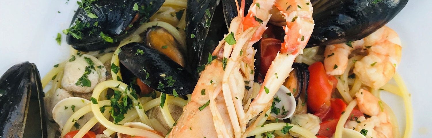 Verry good pasta, but price a little bit high...Pizza so so😄.