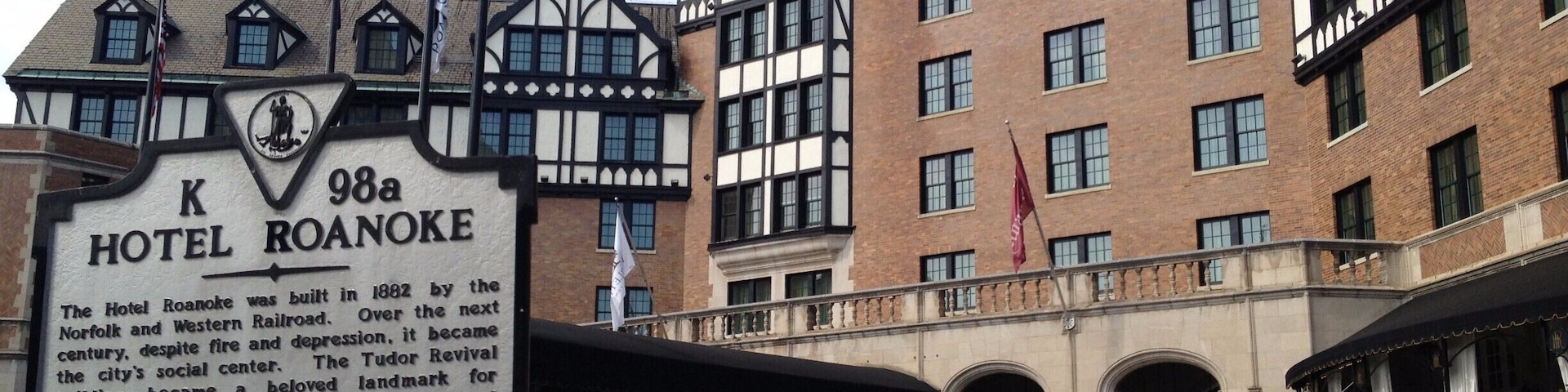 More tastings!!! Bonobo Winery, Traverse City, MI!!!
Excellent place for a #WeekendGetaway with the ladies!
#girlsweekend #upnorth #mittenlove #girlsjustwannahavefun #travel #diagnosiswanderlust #travelblogger #summerbucketlist #TC #traversecity #wanderlust #waterlust #puremichigan #DowntownTC
#weekendgetaway