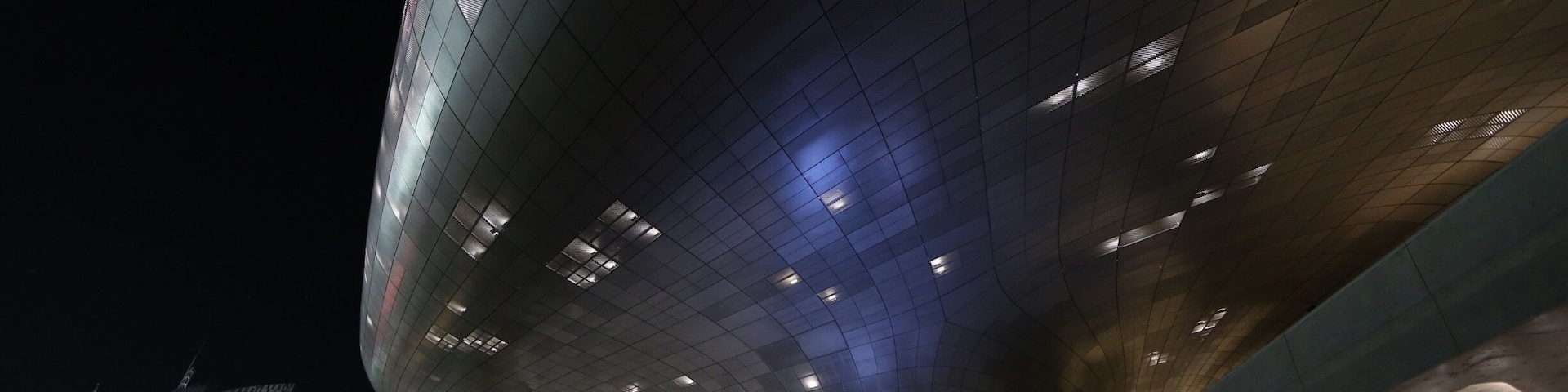 Dongdaemun Design Plaza, Seoul, Korea