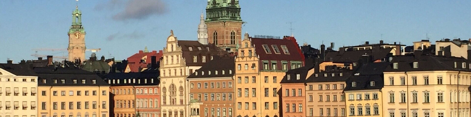 I live in Stockholm and think that Stockholm is one of the world´s most beautiful cities. This is taken while waiting for a bus to take me to my client. #lifeatExpedia