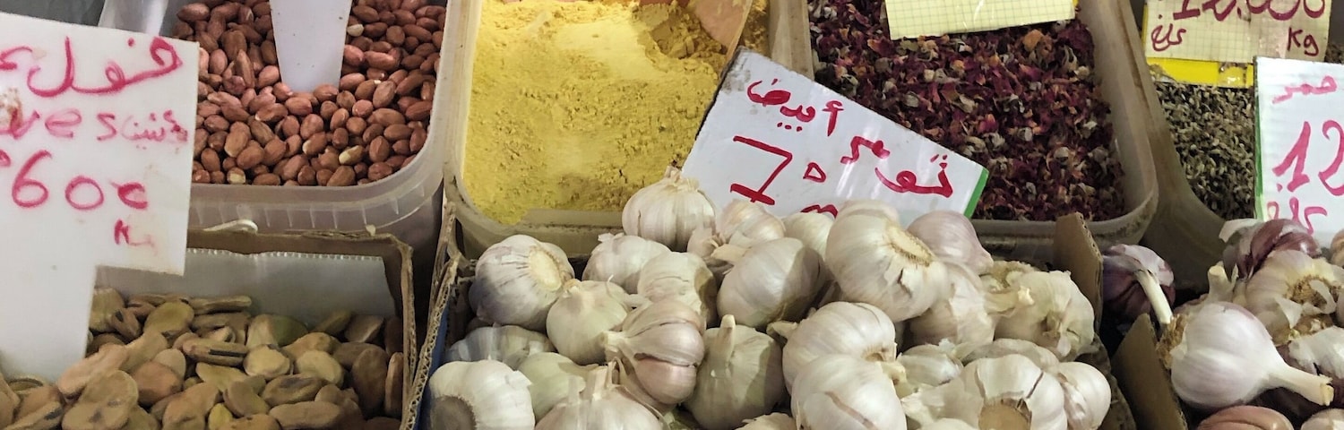 Let’s see if I can find something to snack on. #marketsoftheworld #tunis