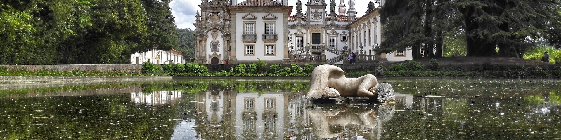 The Mateus Palace (Portuguese: Mateus Palace, Solar Matthew or Matthew's House) is a palace located in the civil parish of Mateus, municipality of Vila Real, Portugal. Architect Nicholas Nasoniwas Involved in the project for the construction of the palace, Which redbourn place in the 18th century.
