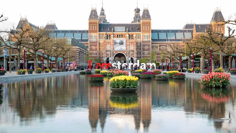 Such an amazing city so picturesque a must place to visit, but if you do my advice is to park out of the city and get a tram in as the parking cost €50 for the day. That's said though it is a must to go there loads to see & do.