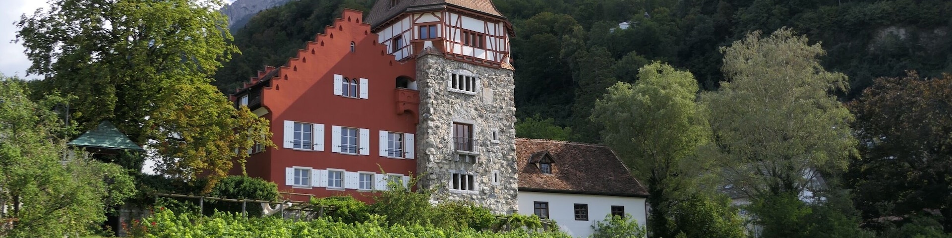 A double rainbow. As I went further I'm sure I saw the end of the rainbow- no pot of gold though!