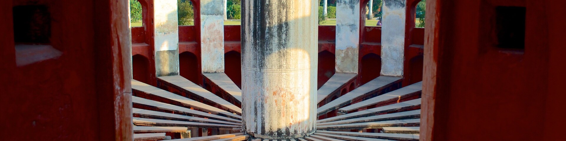 Jantar Mantar showing heritage elements