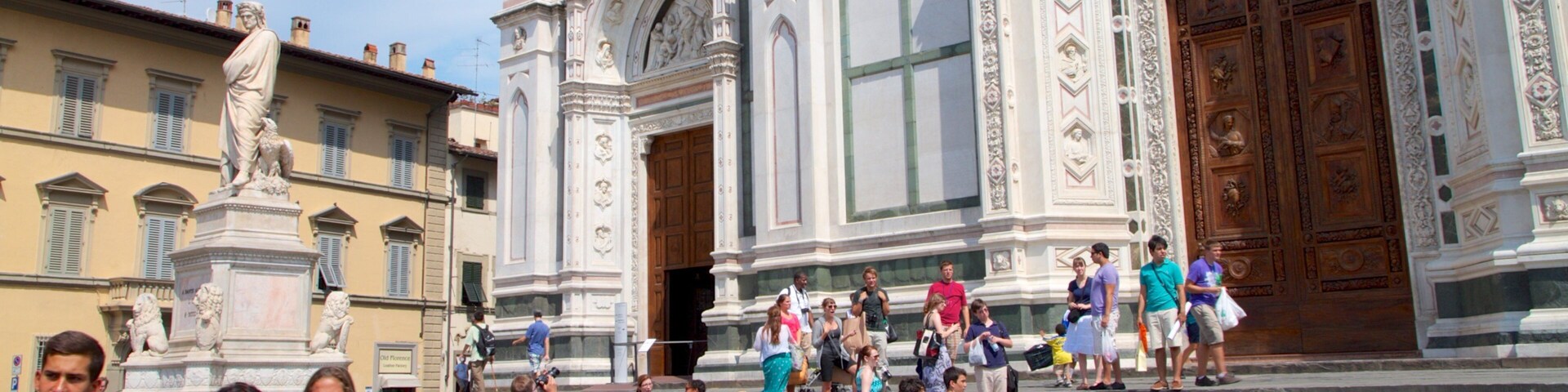 Basilica di Santa Croce mostrando uma igreja ou catedral, arquitetura de patrimônio e aspectos religiosos