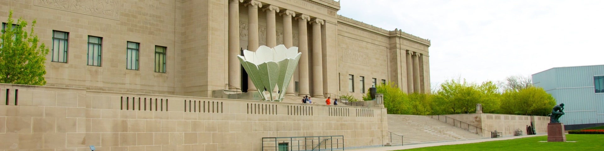 Nelson-Atkins Museum of Art featuring a city, a park and flowers