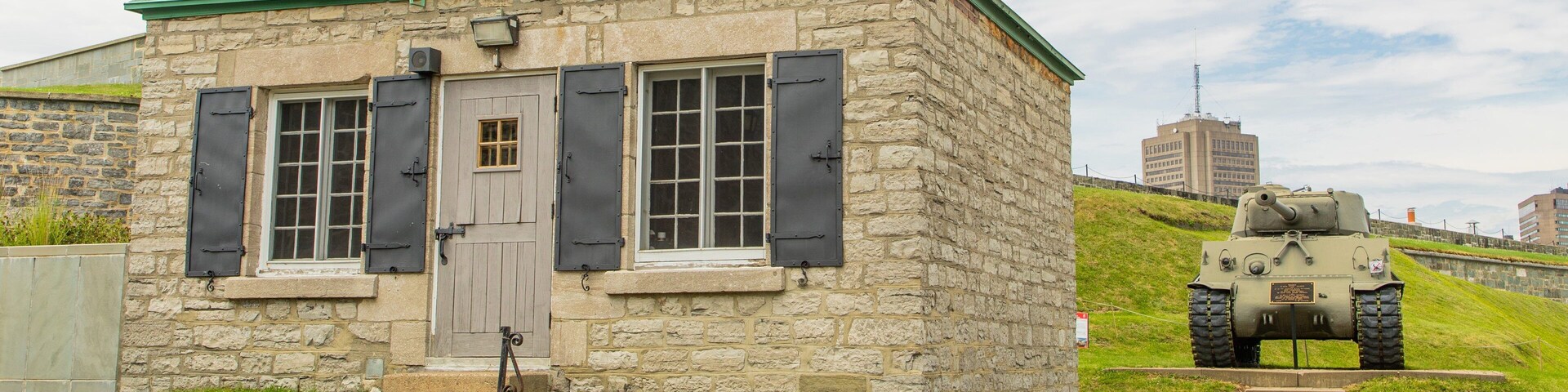 Citadelle of Quebec which includes heritage elements and military items