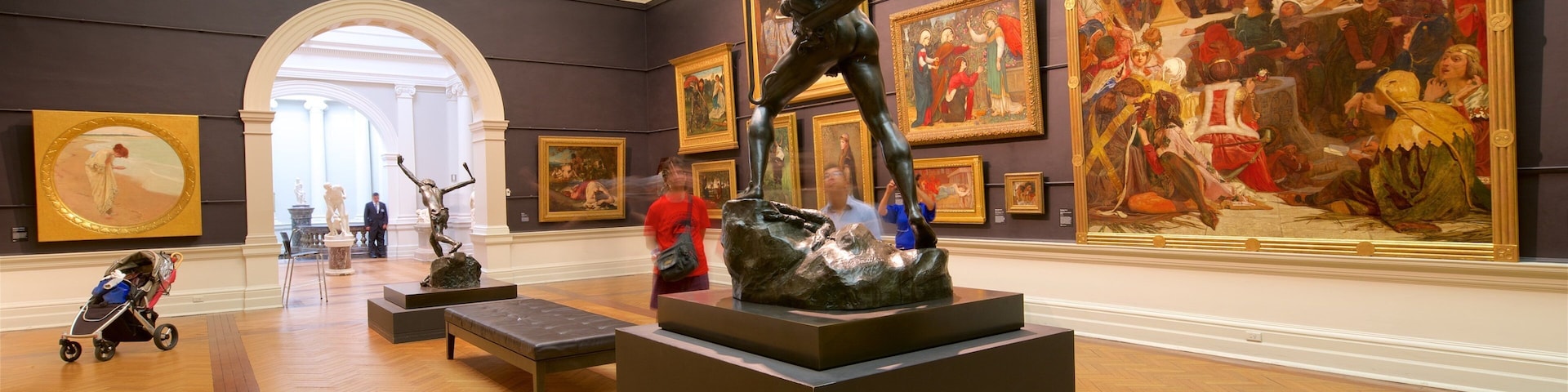 Art Gallery of New South Wales featuring interior views