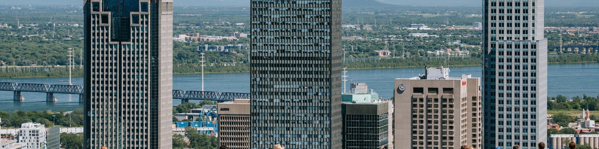 Mount Royal Park which includes views, a city and a high rise building