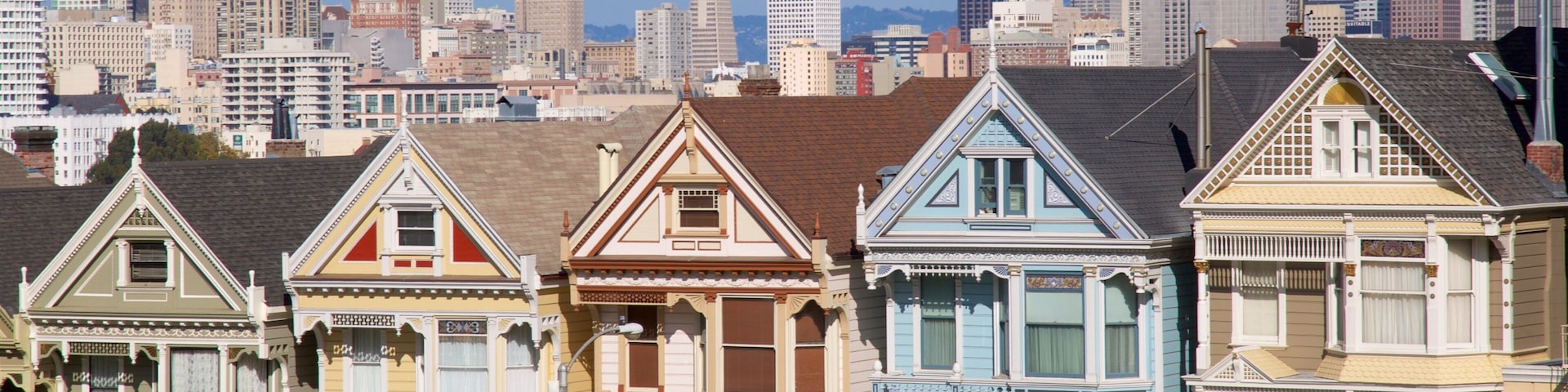 San Francisco featuring heritage architecture and a city