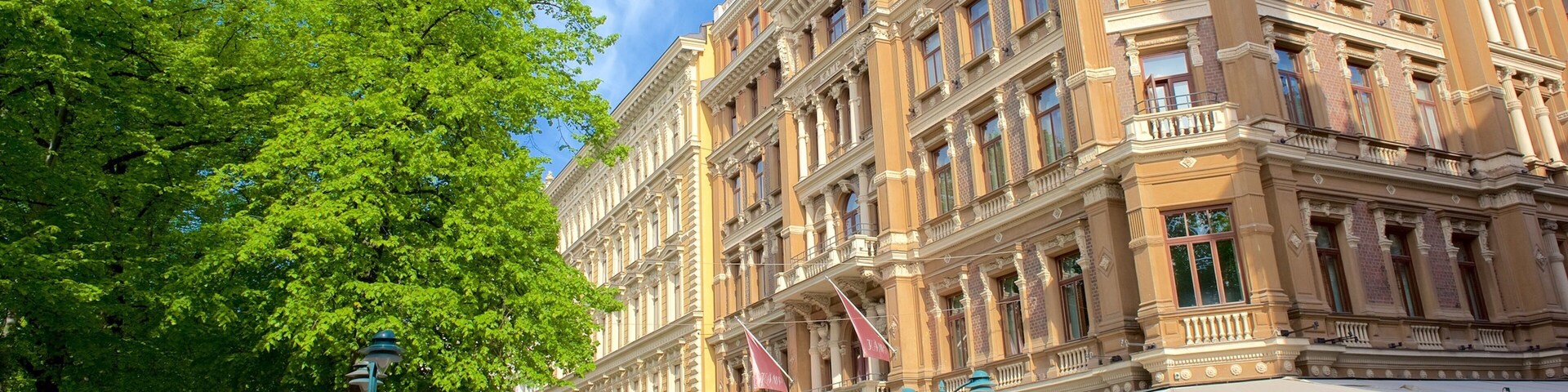 Esplanadi mostrando uma cidade, arquitetura de patrimônio e cenas de rua