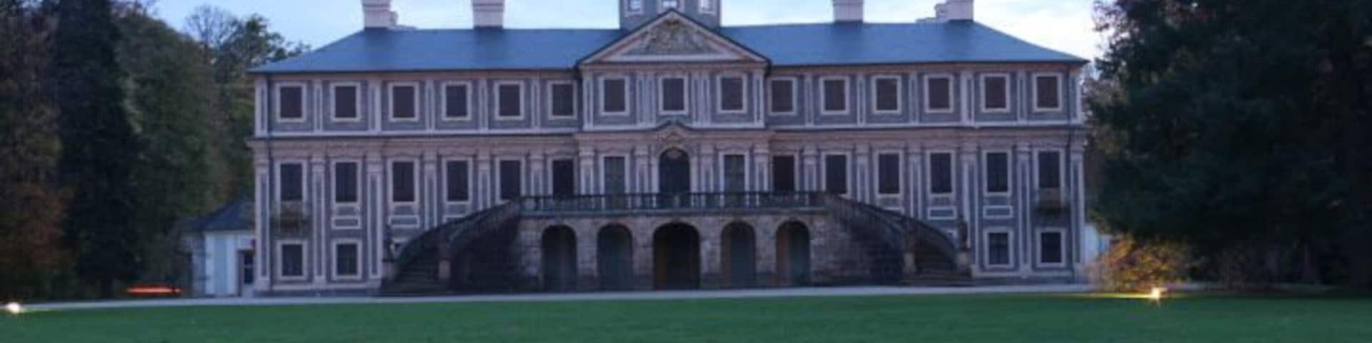 A lovely palace near a friend’s house. We came here a few time when I was visiting her.