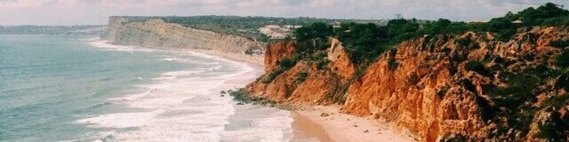 #lagosportugal
One of the many beaches of Lagos, Algarve, Portugal
