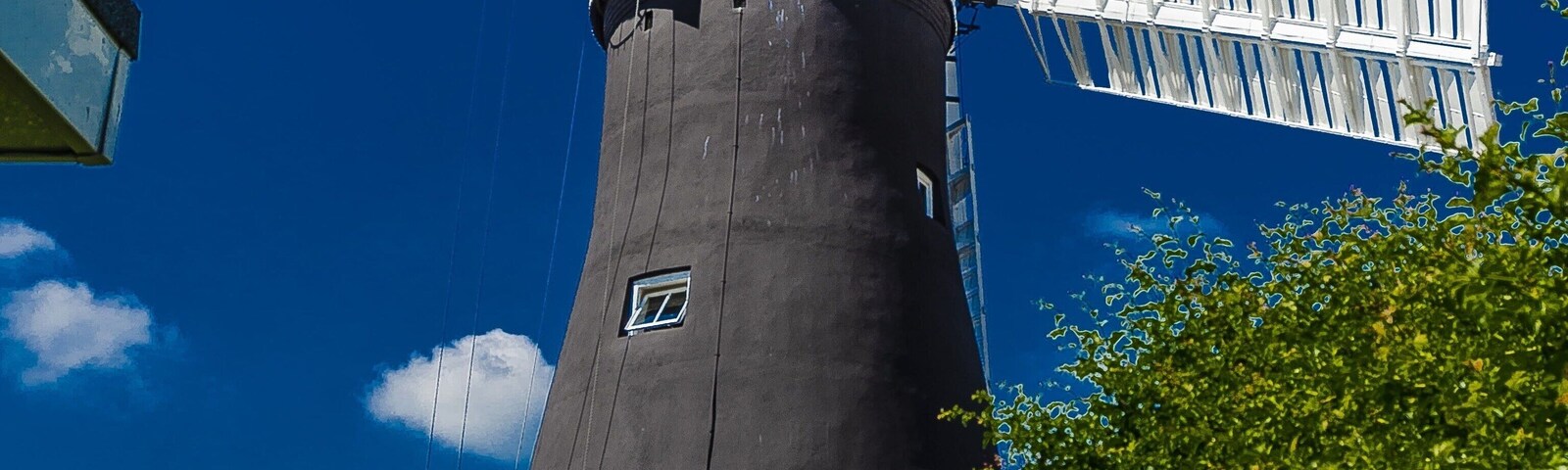 Lived in York UK for five years and I've never visited here yet. I'd love to know what the surroundings looked like when it was first built.