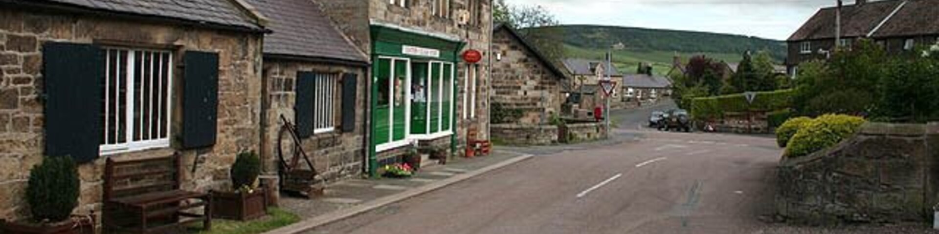 Village centre, Chatton Unfortunately it was Early Closing Day so the Village Store and Post Office was shut when we got there (Wednesday afternoon). So we had to go to the pub instead.