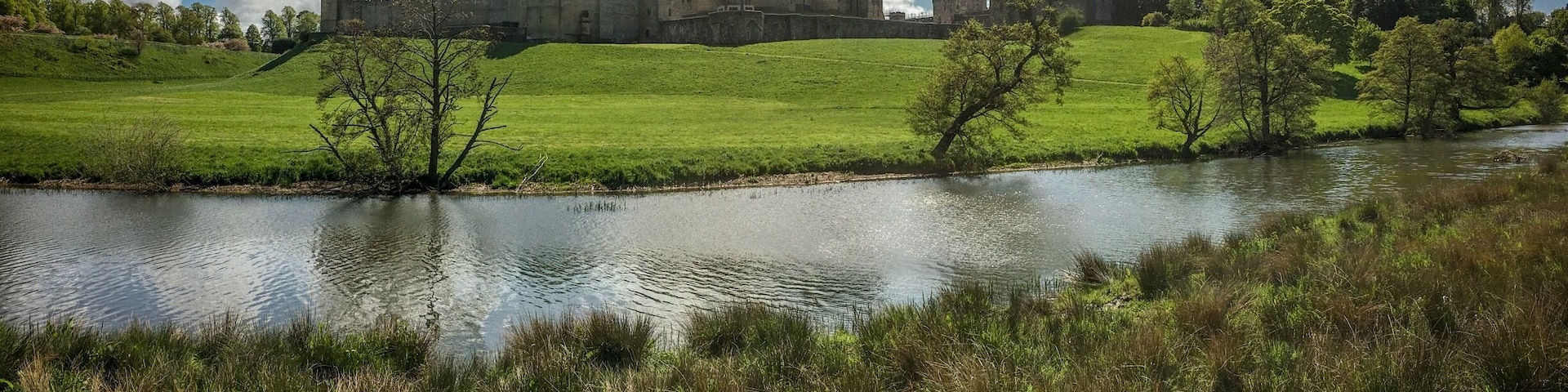 Quick trip up to Alnwick this afternoon and this is the castle that is is used in lots of movies including Harry Potter