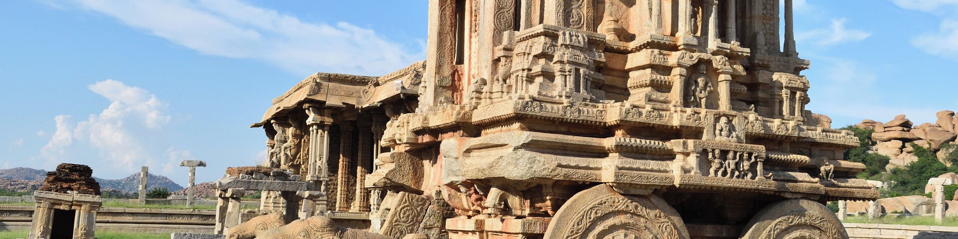 This iconic chariot housed within the Vithala (another name for Lord Vishnu) complex was built in the 15th century by King Devaraya. This complex is a must visit on every Hampi itinerary. Appreciate the craftsmanship of the towering gateways, intricately carved pavilions and structures and the unique musical pillars.