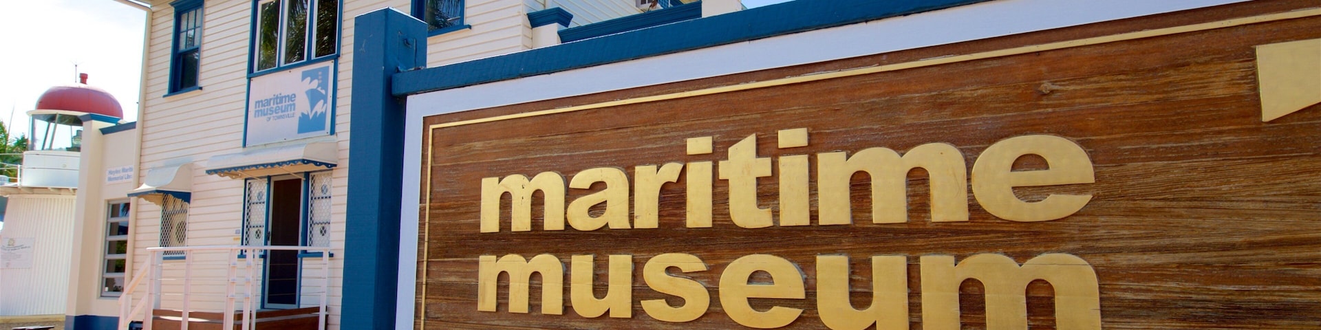 Maritime Museum of Townsville que inclui sinalização