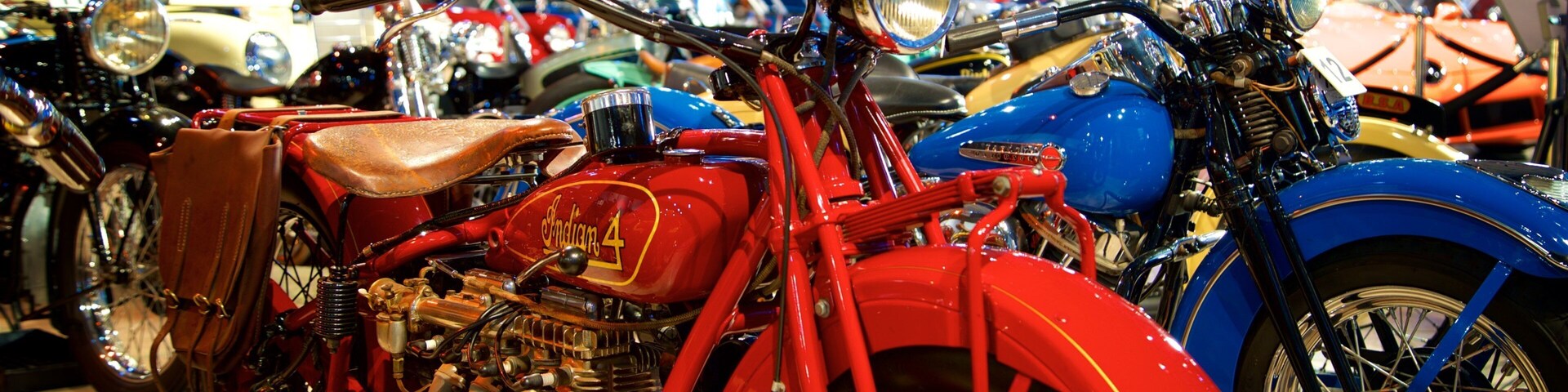 Royal Automobile Museum showing heritage elements and interior views