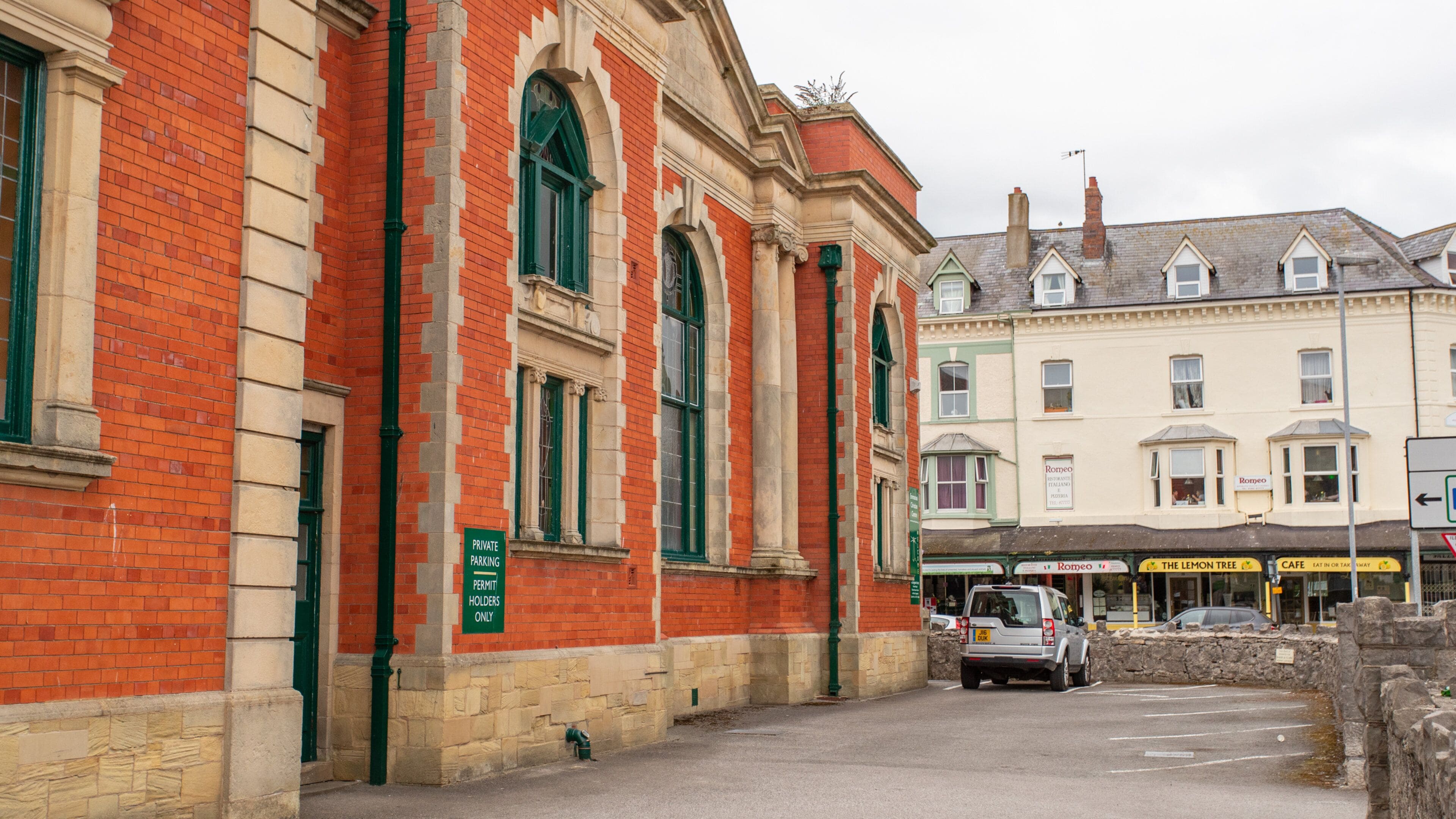 Emmanuel Christian Centre - Assemblies of God which includes heritage elements and flowers