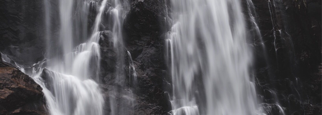 No need to go to Iceland or to the Faroe island to get incredible waterfalls. Norway has pretty awesome waterfalls as well!
