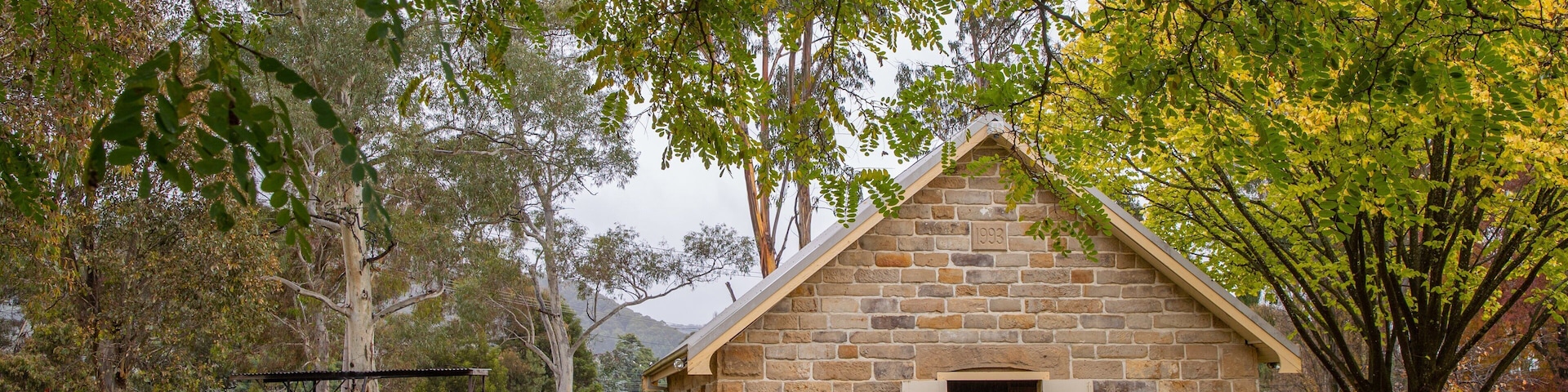 Eskbank House and Museum featuring farmland