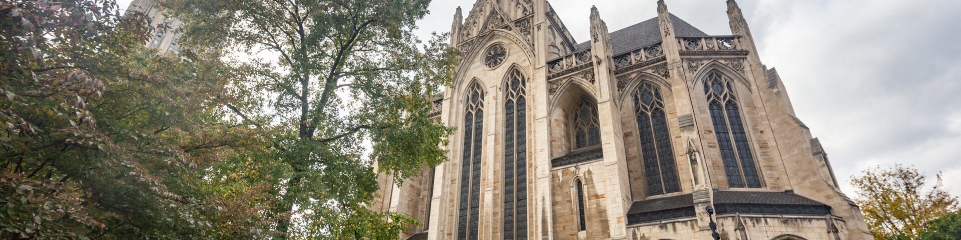Heinz Memorial Chapel showing a church or cathedral and heritage architecture