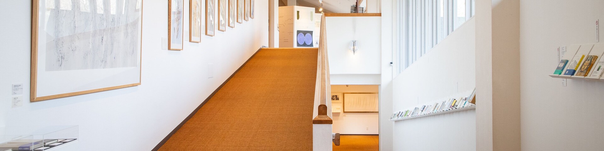 Sezon Museum of Modern Art which includes interior views and art
