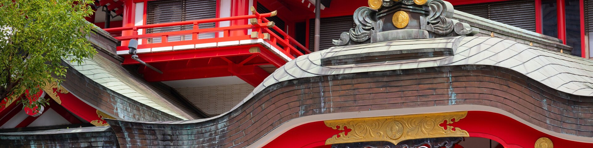Keihin Fushimi Inari Shrine which includes heritage elements