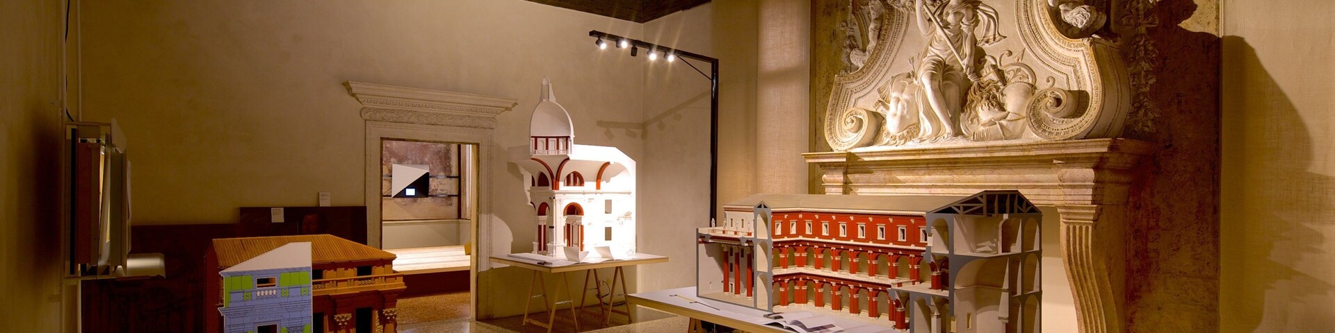 Vicenza featuring interior views