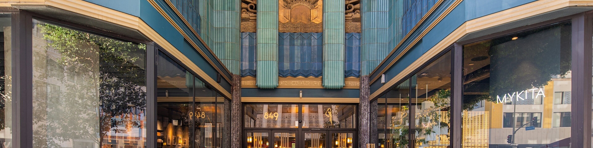 Eastern Columbia Building