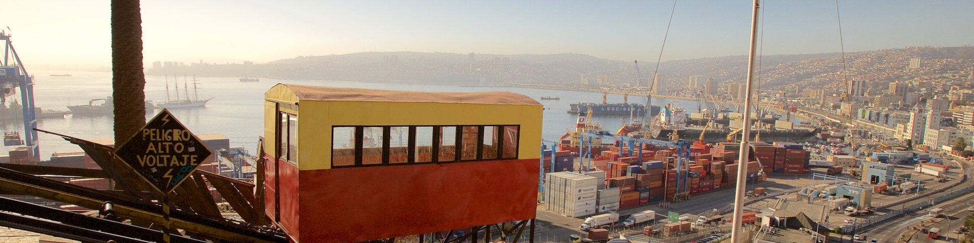 Artilleria Lift showing a city and industrial elements