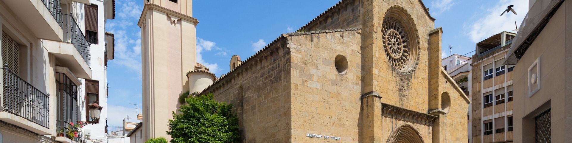 San Miguel Church which includes heritage architecture and a church or cathedral