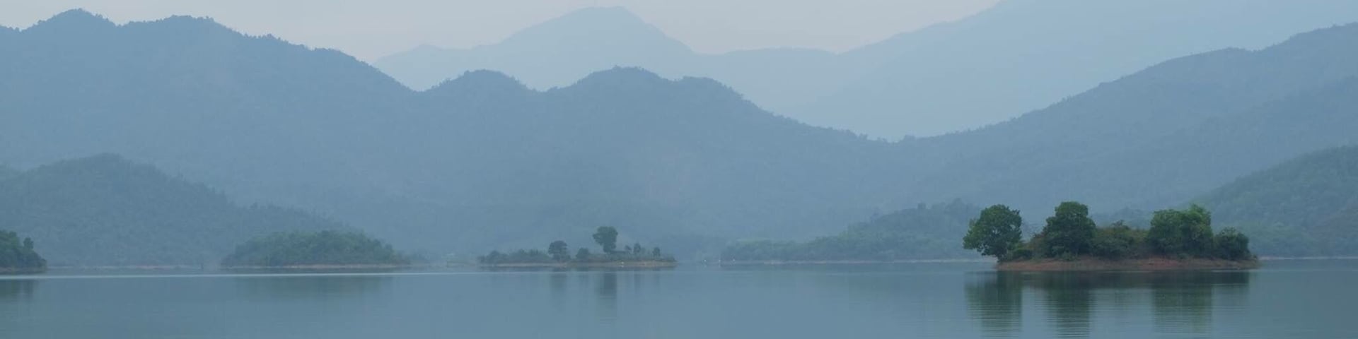 Heaven is for real on earth :3
Pic untouched 
Ho Nui Coc (Nui Coc Lake) - Thai Nguyen - Vietnam