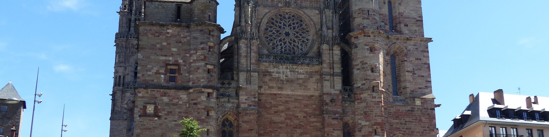 This building is indexed in the Base Mérimée, a database of architectural heritage maintained by the French Ministry of Culture, under the reference PA00094108 .