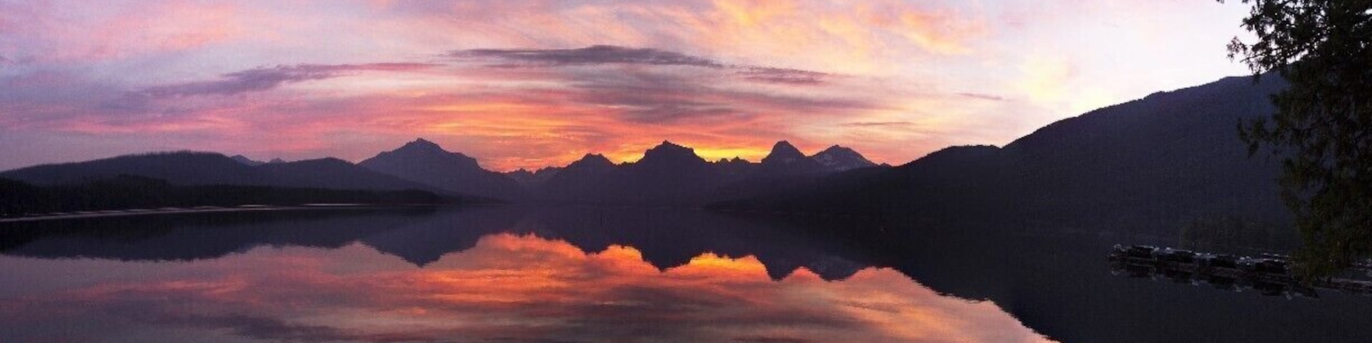#TroverDetour Another sunrise picture from my trip to Glacier National Park. A great place to see the sunrise when arriving into the park from an overnight drive. The water and reflections were amazing! A great place to pick up impromptu backcountry permits as well! #nationalpark