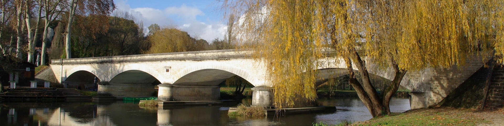 The bridge over the river Dronne, as seen from south, Aubeterre-sur-Dronne, Charente, France.