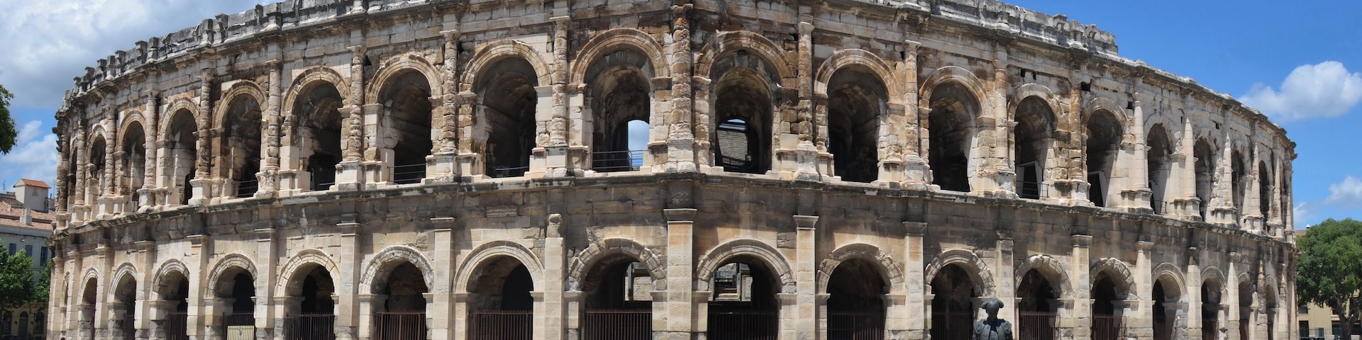 Old Roman Amfitheater of Nimes from the Southside