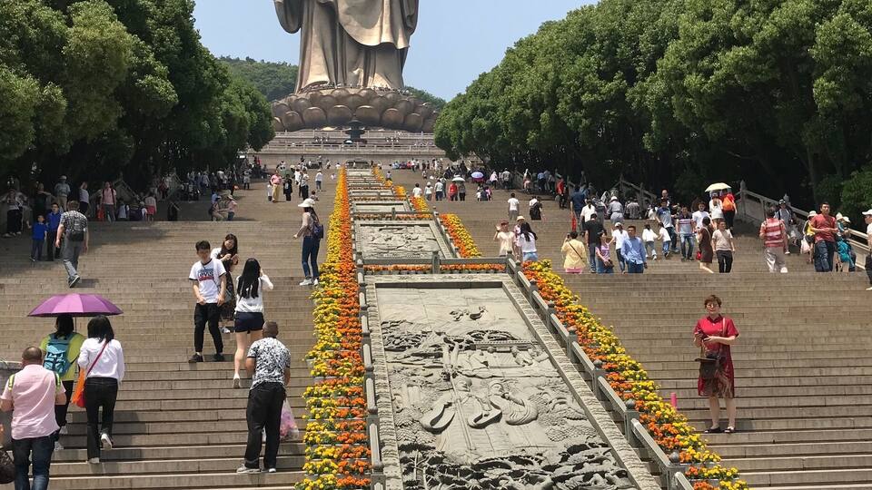 The Ling Shan giant Buddha statue is one of the largest in the world at 88m tall. It is located near Wuxi and is a favorite spot for local tourists and the occasional foreign tourist. The views from the top of the hill and base of the statue are worth the 217 steps up.