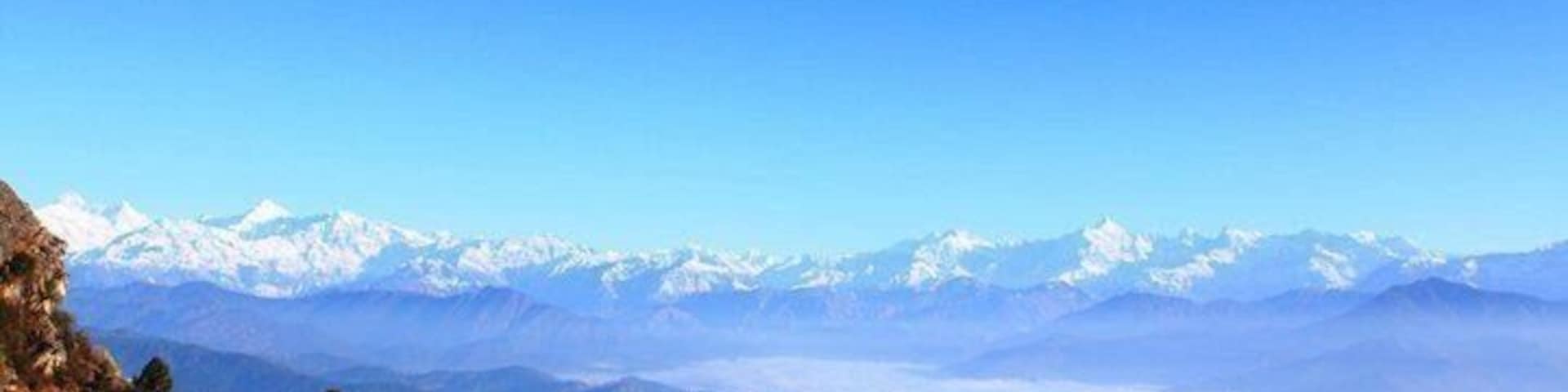 Himalayas and illusionistic river of clouds is totally mesmerizing on a early winter morning!! #ExploreIndia
#winterspecial #india