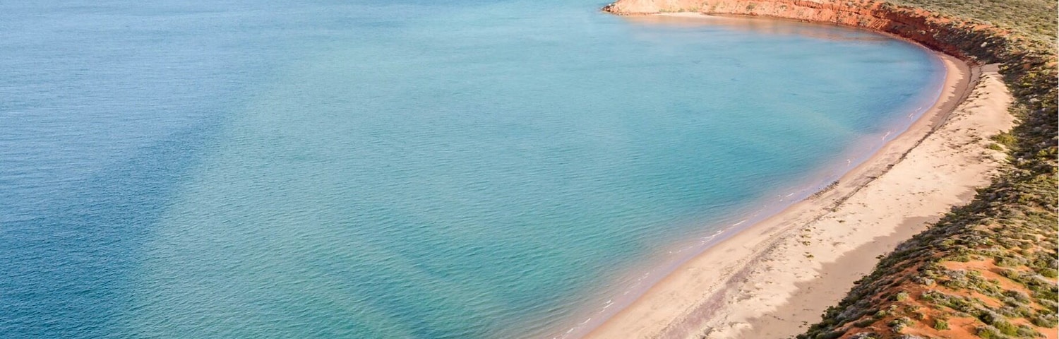 One of the Cape in Shark Bay Western Australia. Nice turquoise water and red sands
#aboveitall #Lustofly #LeftRightUpDownCenter #TheWickedHuntPhotography #TheWickedHunt