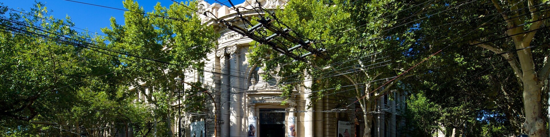 Região Vinícola de Mendoza que inclui cenas de rua