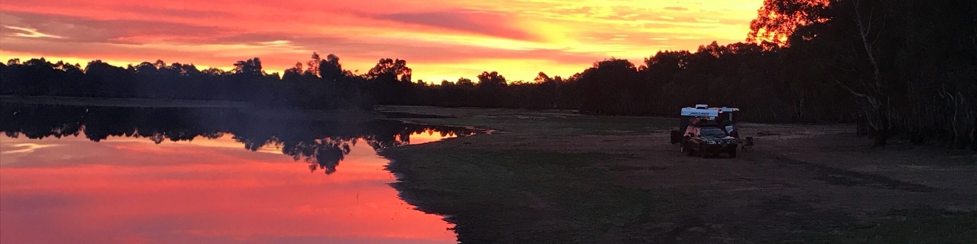 We spent 2 nights here, a free camp, by ourselves the first night. I practised my drone flying but I’m scared of it crashing. Nice days but down to 1 at night, a bit chilly but great start to our holiday.
Ron did his first kayak trip and got some yabbies (hello vegetarian), fun times ahead.