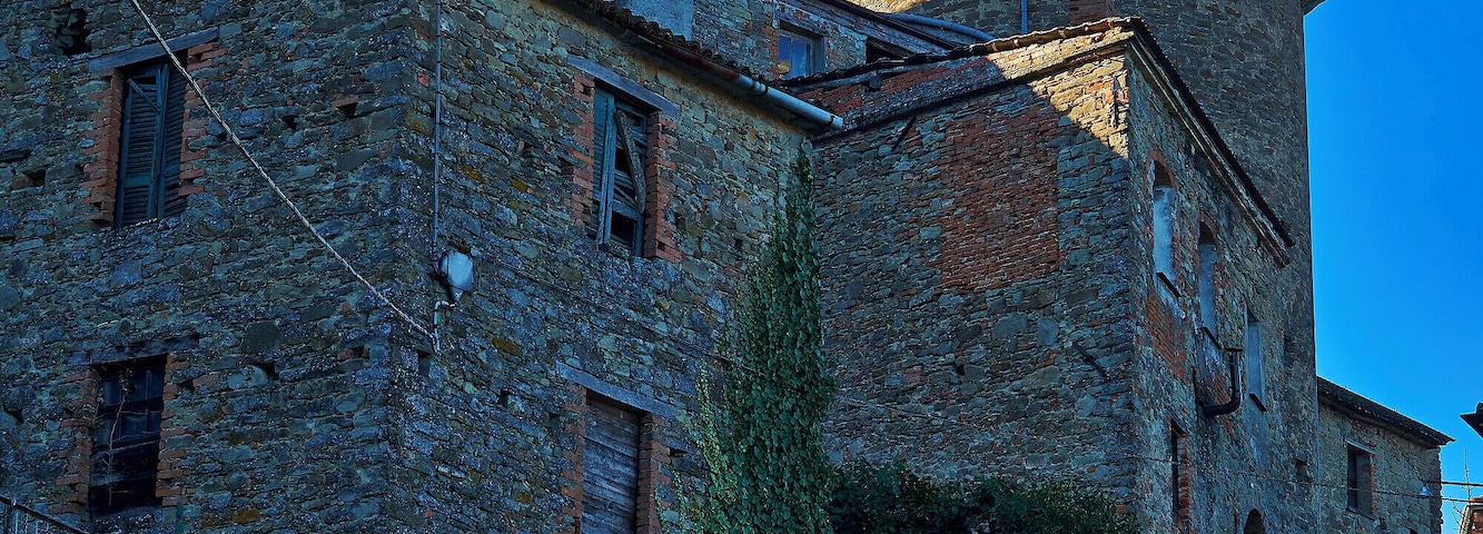 Dietro la chiesa di San Donnino